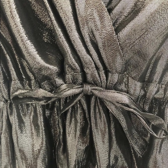 Madison Marcus | Dresses | Madison Marcus Silk Silver Dress Xsmall ...